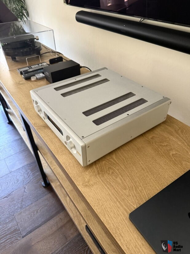 Ayre ax-5 twenty integrated amplifier Photo #6289946 - US Audio Mart