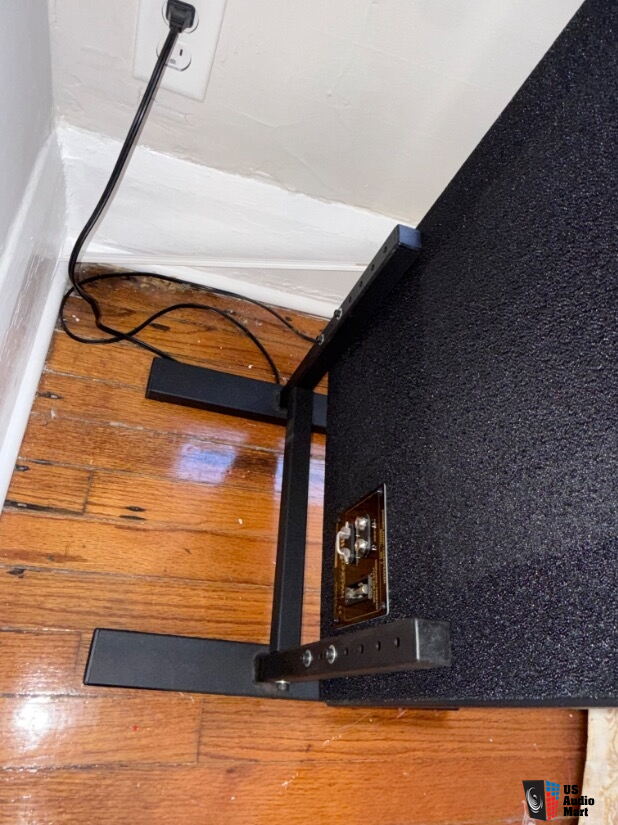 Magnepan .7 w/ OG packaging and stands and upgraded risers Photo ...