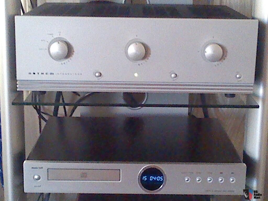 Music hall CD25.2 CD Player Photo #658092 - US Audio Mart