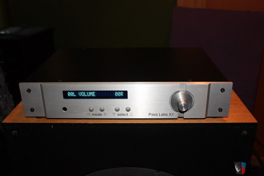 Pass Labs X1 preamplifier, truly minty with remote control For Sale ...