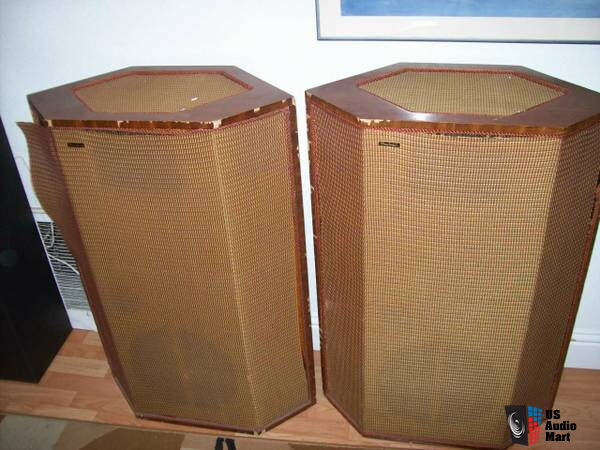 WHARFEDALE Model W4 SPEAKERS For Sale - US Audio Mart