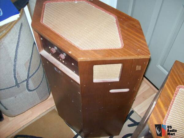 WHARFEDALE Model W4 SPEAKERS Photo #678013 - US Audio Mart