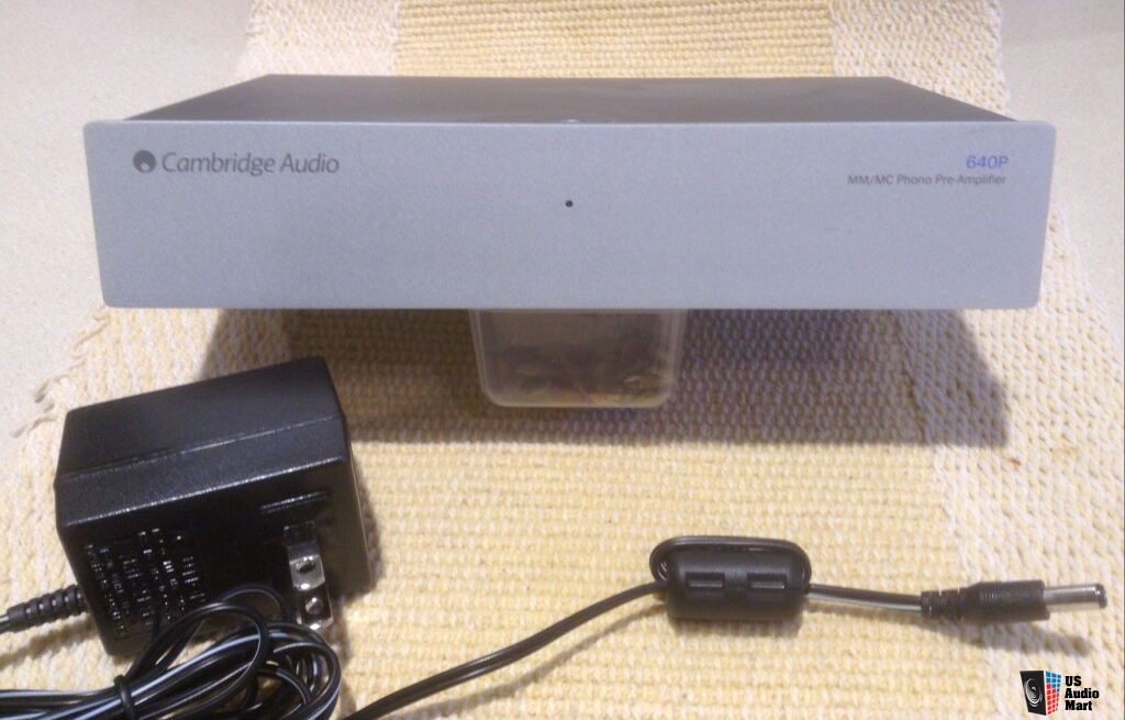 CAMBRIDGE AUDIO 640P PHONO PRE AMP Photo #688900 - Canuck Audio Mart