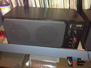 Proton 300 Radio with Powered 301 Active speaker Nice Cond Photo ...