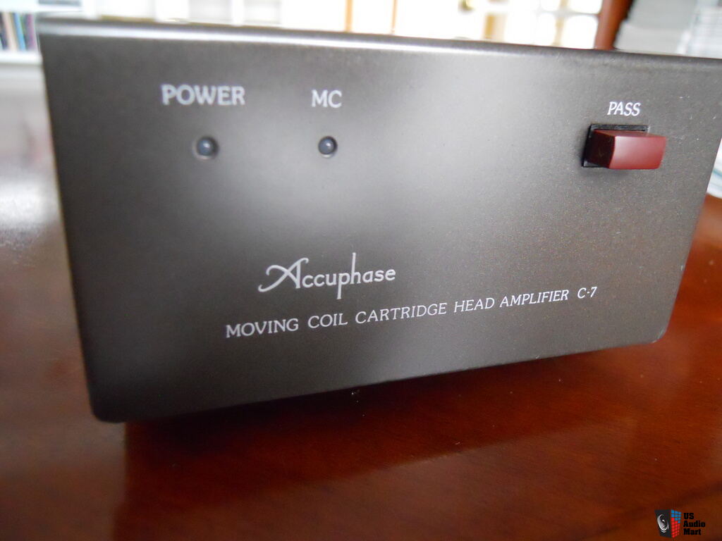 Accuphase C7 MC Head Amp (Step up) Photo #737766 - UK Audio Mart