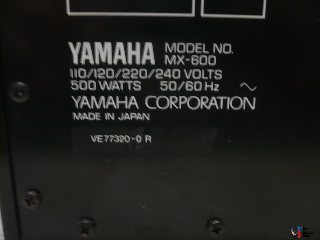 YAMAHA MX-600 POWER AMPLIFIER Photo #739111 - Canuck Audio Mart