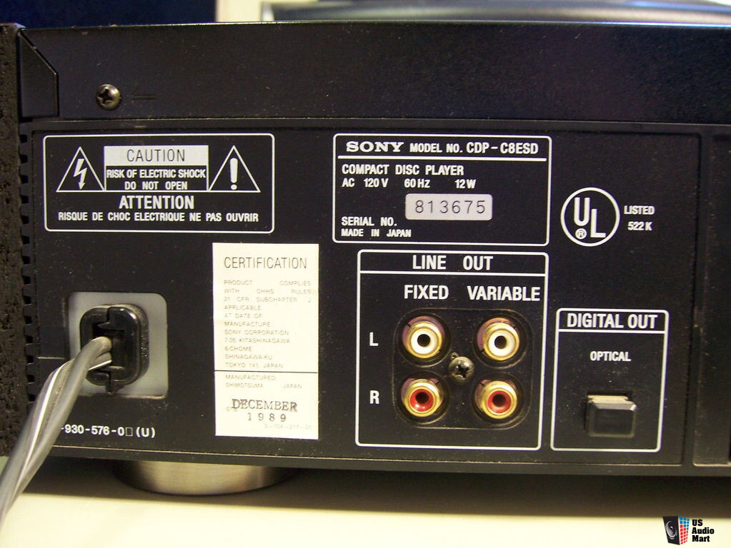 High Resolution CD Player - Built-in Preamplifier - CD Transport (Sony ...