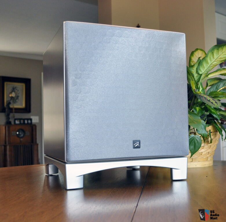 Martin Logan Dynamo Subwoofer (Silver) Photo #801303 - US Audio Mart