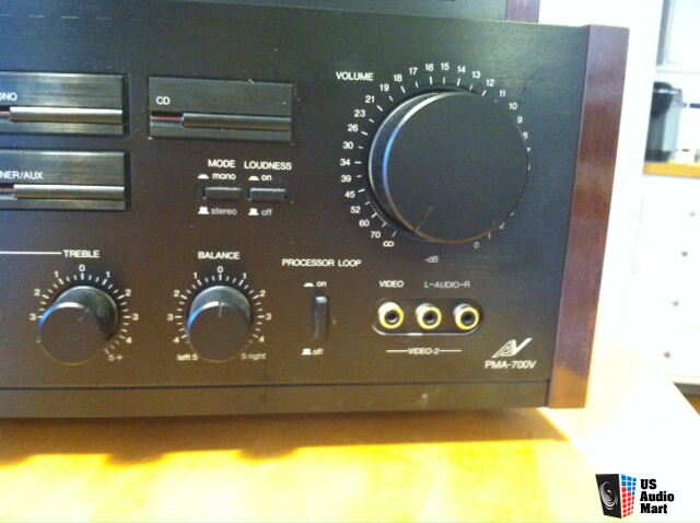 Vintage Denon PMA 700v integrated amp and TU600 tuner Photo #825871 ...