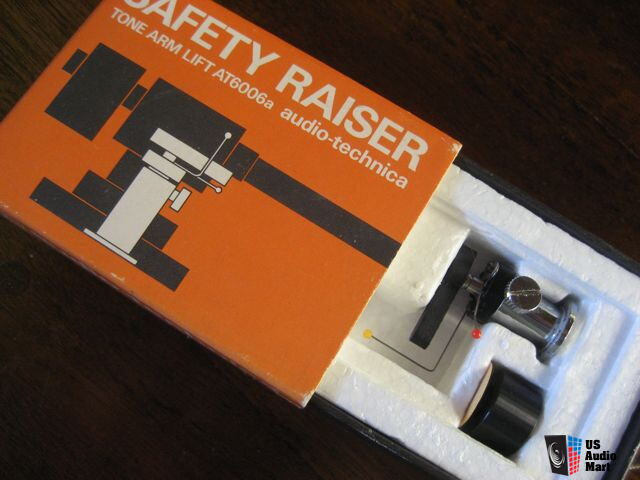 AUDIO TECHNICA SAFETY RAISER AT6006a TONEARM LIFT + 2 Record Brushes ...
