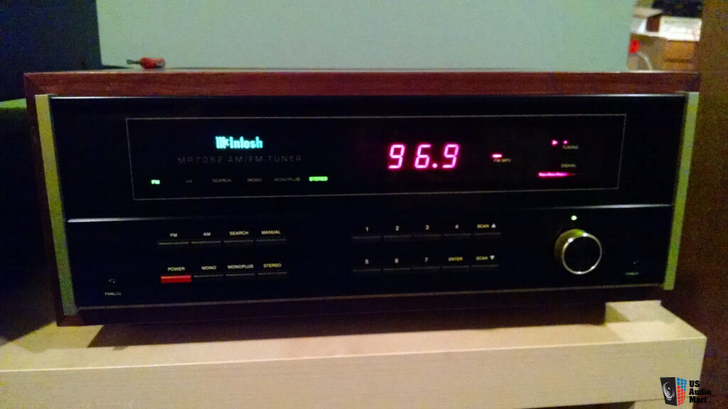 McIntosh mr 7082 tuner PENDING! Photo #881541 - Canuck Audio Mart