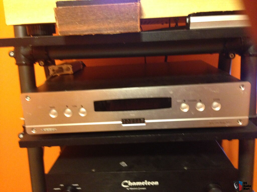 Roksan Kandy KT-1 tuner with remote and original box Photo #896031 - US ...