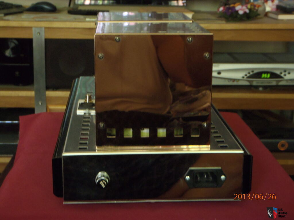 Audio Mirror 45 Watt parallel SET monoblock tube amplifiers Photo ...