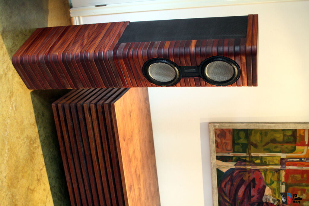 Illuminator Studio Monitor Loudspeaker System Photo #927212 - UK Audio Mart