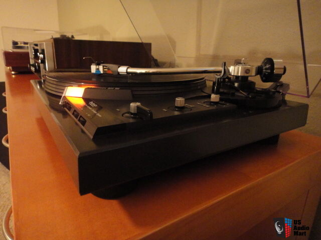Technics SL-1900 Turntable Photo #944991 - UK Audio Mart