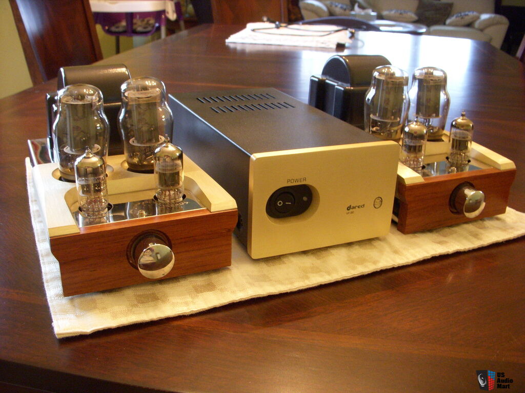 Dared VP20 tube amp in mint condition, extra output tubes included ...