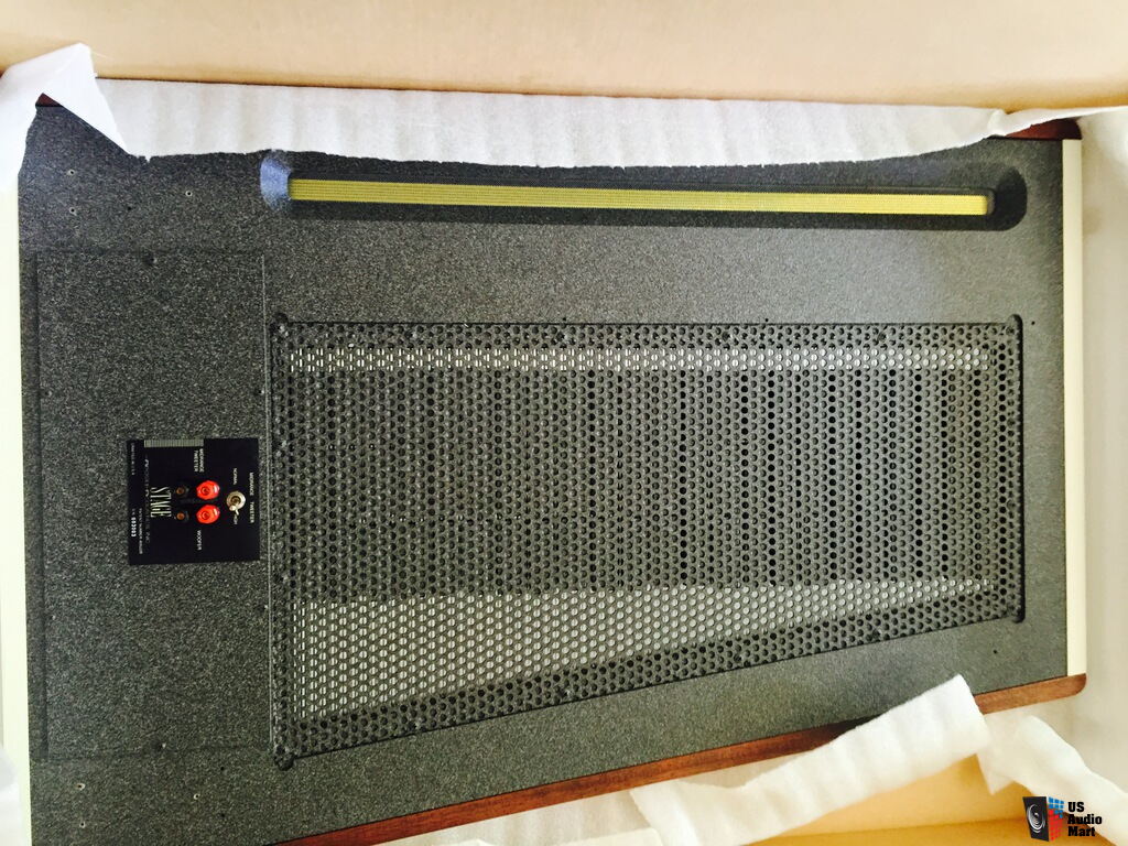 Apogee Mini Grand Final reduction Photo #990096 - UK Audio Mart